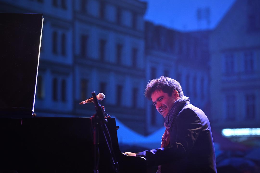 Harold López-Nussa: Bridging Musical Traditions Through His Piano ...