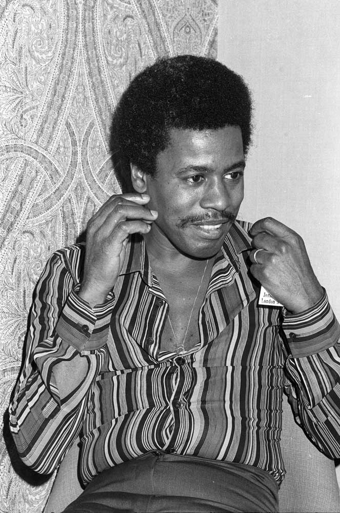 Wayne Shorter solo: Flight of the Phantom Navigator | Everything Jazz