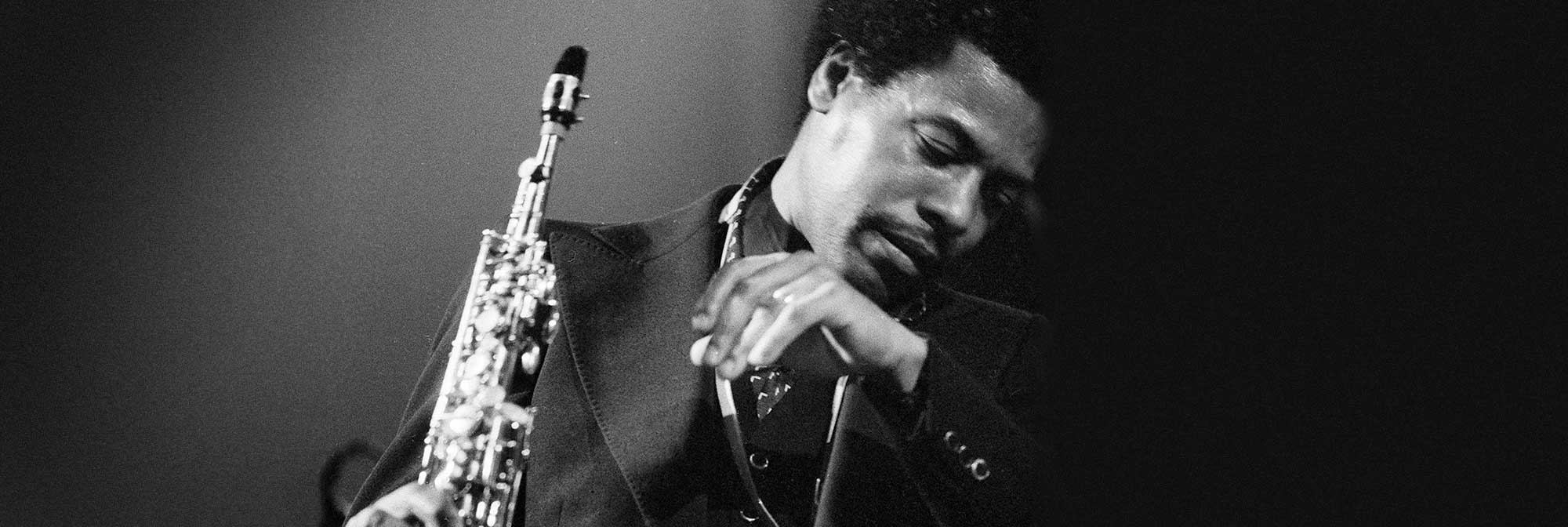 Wayne Shorter solo: Flight of the Phantom Navigator | Everything Jazz